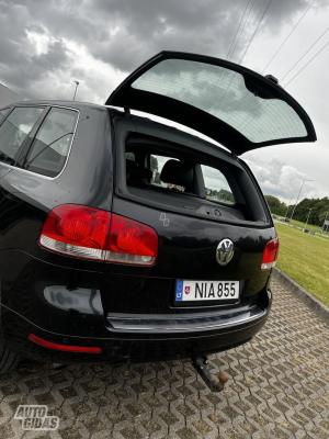 Melns Volkswagen Touareg 2007 Šauļi, ar dzinēja tilpumu 2.50 L un nobraukumu 288 tūkst. km par 4500 €, foto 13 vietnē AUTOMOTO.COM.LV