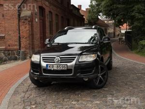 Black Volkswagen Touareg 2007 in Cesis, with an engine capacity of 3.00 L and mileage of 352 thousand km for 2990 €, photo  on AUTOMOTO.COM.LV