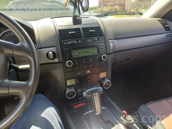 Melns Volkswagen Touareg 2007 Balvi, ar dzinēja tilpumu 3.00 L un nobraukumu 447 tūkst. km par 3600 €, foto 2 vietnē AUTOMOTO.COM.LV