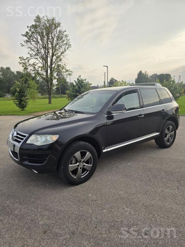 Melns Volkswagen Touareg 2007 Bauska, ar dzinēja tilpumu 3.00 L un nobraukumu 407 tūkst. km par 5200 €, foto 3 vietnē AUTOMOTO.COM.LV