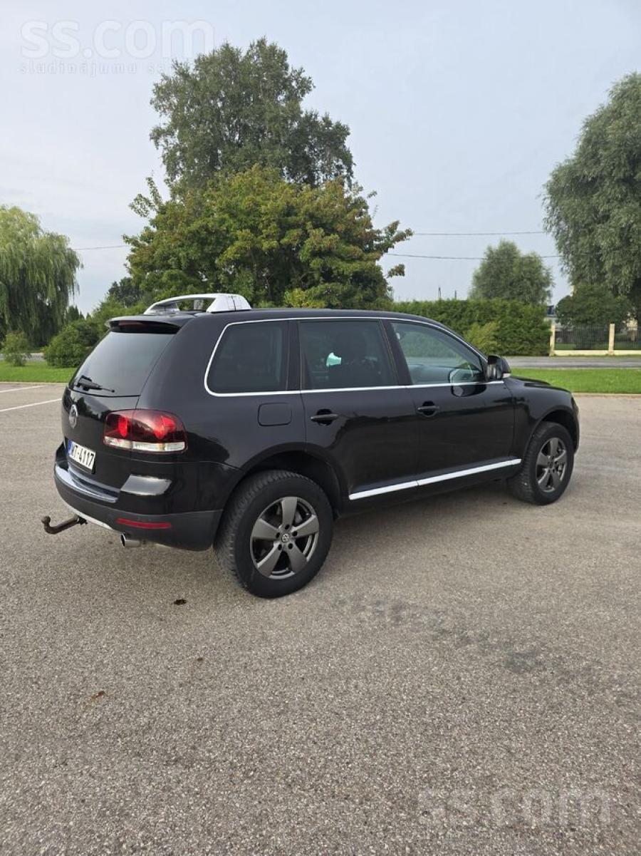 Melns Volkswagen Touareg 2007 Bauska, ar dzinēja tilpumu 3.00 L un nobraukumu 407 tūkst. km par 5200 €, foto 5 vietnē AUTOMOTO.COM.LV