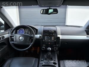 Melns Volkswagen Touareg 2007 Jelgava, ar dzinēja tilpumu 3.00 L un nobraukumu 411 tūkst. km par 5500 €, foto 8 vietnē AUTOMOTO.COM.LV