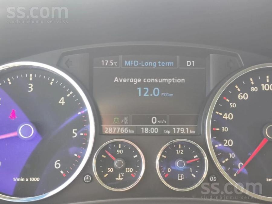 Melns Volkswagen Touareg 2007 Rīga, ar dzinēja tilpumu 3.00 L un nobraukumu 288 tūkst. km par 5500 €, foto 7 vietnē AUTOMOTO.COM.LV