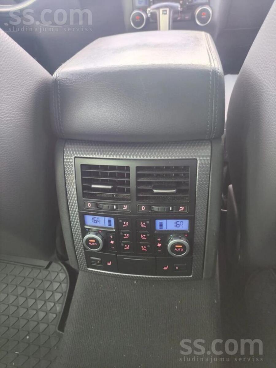 Melns Volkswagen Touareg 2007 Rīga, ar dzinēja tilpumu 3.00 L un nobraukumu 288 tūkst. km par 5500 €, foto 10 vietnē AUTOMOTO.COM.LV