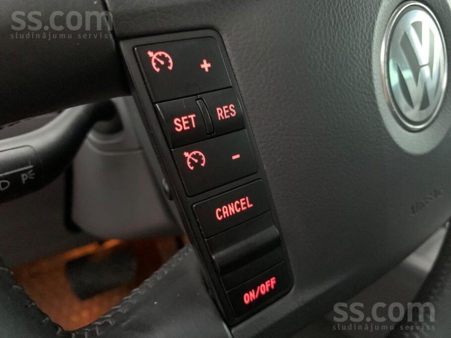 Melns Volkswagen Touareg 2007 Rīga, ar dzinēja tilpumu 3.00 L un nobraukumu 369 tūkst. km par 5500 €, foto 17 vietnē AUTOMOTO.COM.LV