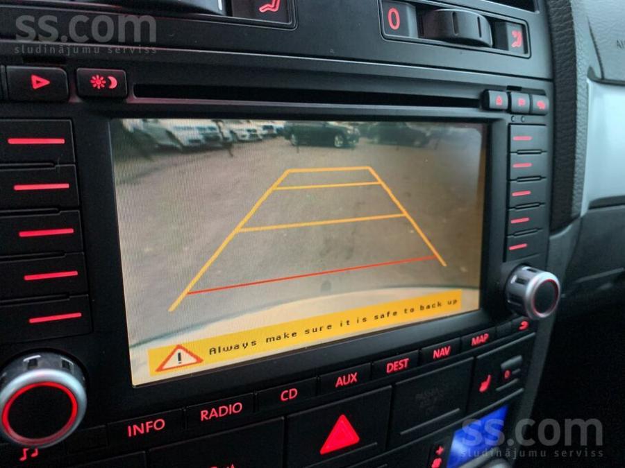 Melns Volkswagen Touareg 2007 Rīga, ar dzinēja tilpumu 3.00 L un nobraukumu 369 tūkst. km par 5500 €, foto 18 vietnē AUTOMOTO.COM.LV