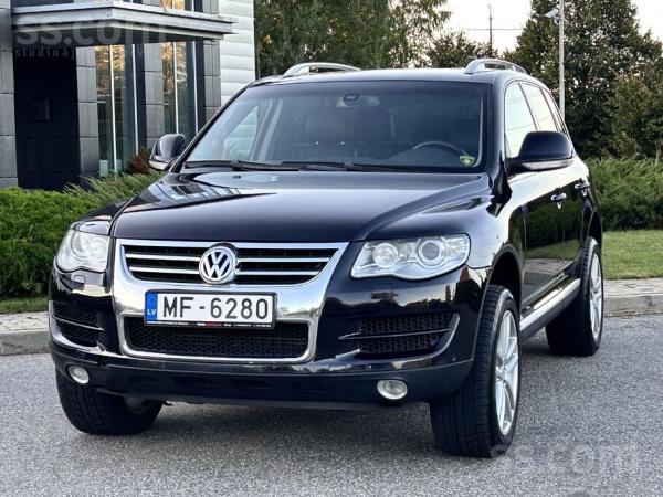 Black Volkswagen Touareg 2007 in Riga, with an engine capacity of 3.00 L and mileage of 0 thousand km for 3450 €, photo 1 on AUTOMOTO.COM.LV