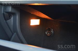 Melns Volkswagen Touareg 2007 Talsi, ar dzinēja tilpumu 2.50 L un nobraukumu 348 tūkst. km par 4300 €, foto 12 vietnē AUTOMOTO.COM.LV