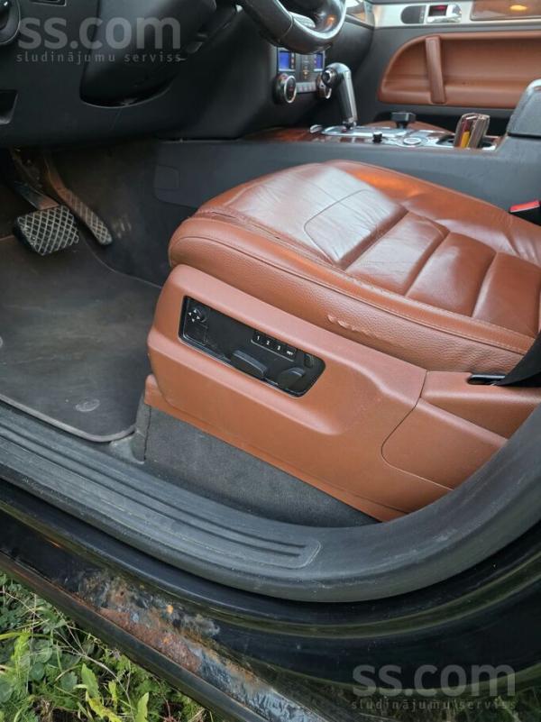 Volkswagen Touareg 2007 Valka vietnē Melns Volkswagen Touareg 2007 Valka, ar dzinēja tilpumu 3.00 L un nobraukumu 360 tūkst. km par 3000 €, foto 8 vietnē AUTOMOTO.COM.LV