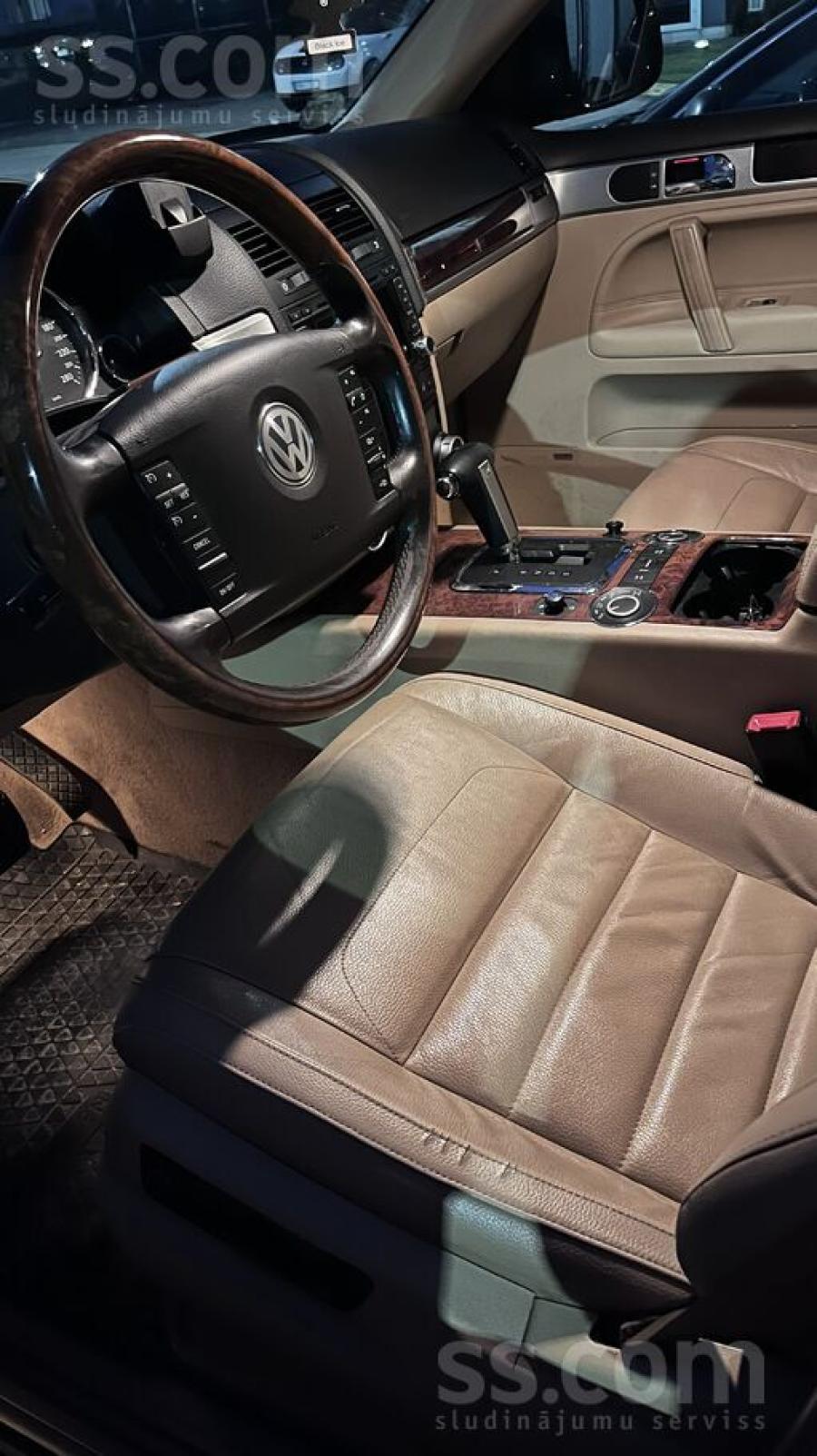 Melns Volkswagen Touareg 2007 Rīga, ar dzinēja tilpumu 3.00 L un nobraukumu 277 tūkst. km par 8000 €, foto 7 vietnē AUTOMOTO.COM.LV