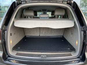Black Volkswagen Touareg 2008 in Utena, with an engine capacity of 3.00 L and mileage of 311 thousand km for 7950 €, photo 27 on AUTOMOTO.COM.LV