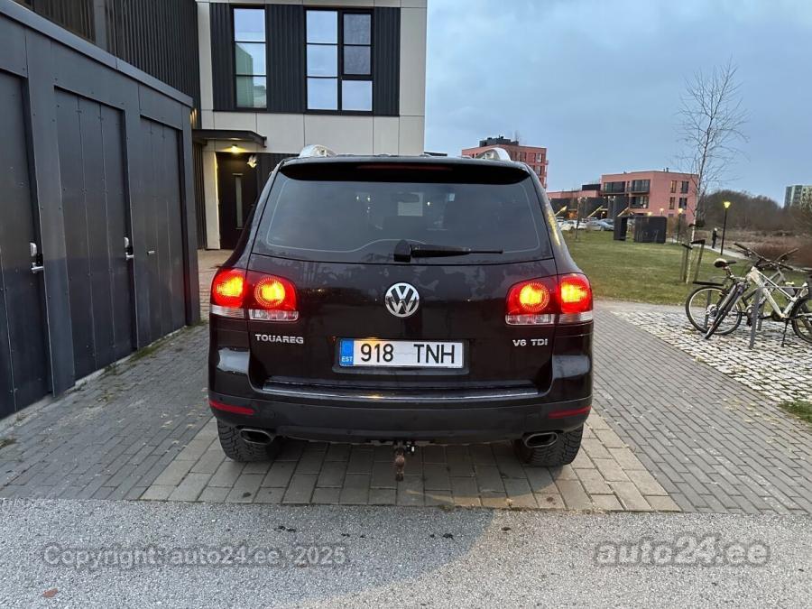 Melns Volkswagen Touareg 2008 Tartu, ar dzinēja tilpumu 3.00 L un nobraukumu 370 tūkst. km par 5499 €, foto 6 vietnē AUTOMOTO.COM.LV