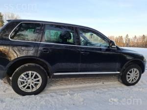 Melns Volkswagen Touareg 2008 Daugavpils, ar dzinēja tilpumu 3.00 L un nobraukumu 260 tūkst. km par 5300 €, foto 9 vietnē AUTOMOTO.COM.LV
