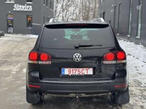 Melns Volkswagen Touareg 2008 Nemenčinė, ar dzinēja tilpumu 3.00 L un nobraukumu 282 tūkst. km par 5000 €, foto 6 vietnē AUTOMOTO.COM.LV