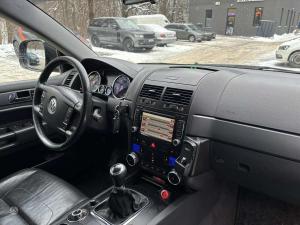 Melns Volkswagen Touareg 2008 Nemenčinė, ar dzinēja tilpumu 3.00 L un nobraukumu 282 tūkst. km par 5000 €, foto 11 vietnē AUTOMOTO.COM.LV