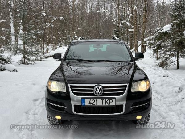 Melns Volkswagen Touareg 2008 Rapla, ar dzinēja tilpumu 3.00 L un nobraukumu 0 tūkst. km par 3500 €, foto 7 vietnē AUTOMOTO.COM.LV