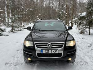 Melns Volkswagen Touareg 2008 Rapla, ar dzinēja tilpumu 3.00 L un nobraukumu 0 tūkst. km par 3500 €, foto 7 vietnē AUTOMOTO.COM.LV