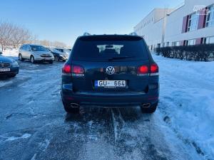 Black Volkswagen Touareg 2008 in Klaipeda, with an engine capacity of 3.60 L and mileage of 300 thousand km for 4300 €, photo 6 on AUTOMOTO.COM.LV
