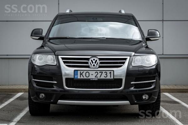Black Volkswagen Touareg 2008 in Riga, with an engine capacity of 3.00 L and mileage of 0 thousand km for 5990 €, photo 2 on AUTOMOTO.COM.LV