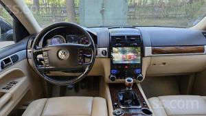 Melns Volkswagen Touareg 2008 Rīga, ar dzinēja tilpumu 2.50 L un nobraukumu 250 tūkst. km par 3900 €, foto 15 vietnē AUTOMOTO.COM.LV