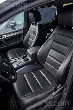 Melns Volkswagen Touareg 2008 Daugavpils, ar dzinēja tilpumu 3.00 L un nobraukumu 308 tūkst. km par 7300 €, foto 8 vietnē AUTOMOTO.COM.LV