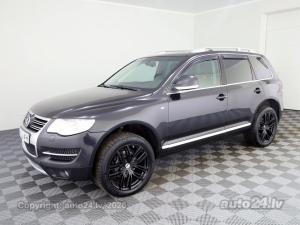 Melns Volkswagen Touareg 2008 Tallina, ar dzinēja tilpumu 3.00 L un nobraukumu 328 tūkst. km par 3499 €, foto 3 vietnē AUTOMOTO.COM.LV