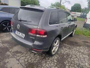 Melns Volkswagen Touareg 2008 Viļņa, ar dzinēja tilpumu 2.97 L un nobraukumu 430 tūkst. km par 2800 €, foto 8 vietnē AUTOMOTO.COM.LV