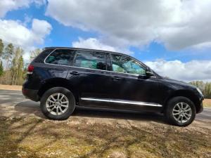 Melns Volkswagen Touareg 2008 Rīga, ar dzinēja tilpumu 3.00 L un nobraukumu 260 tūkst. km par 4700 €, foto 8 vietnē AUTOMOTO.COM.LV