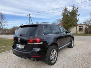 Melns Volkswagen Touareg 2008 Ventspils, ar dzinēja tilpumu 3.00 L un nobraukumu 317 tūkst. km par 4990 €, foto 5 vietnē AUTOMOTO.COM.LV