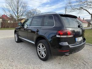 Melns Volkswagen Touareg 2008 Ventspils, ar dzinēja tilpumu 3.00 L un nobraukumu 317 tūkst. km par 4990 €, foto 7 vietnē AUTOMOTO.COM.LV