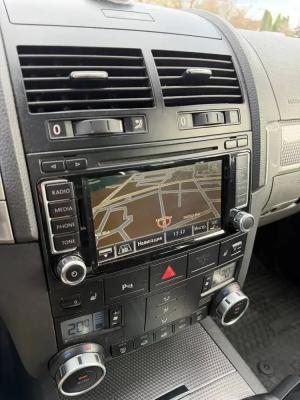 Melns Volkswagen Touareg 2008 Ventspils, ar dzinēja tilpumu 3.00 L un nobraukumu 317 tūkst. km par 4990 €, foto 20 vietnē AUTOMOTO.COM.LV