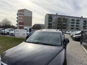 Melns Volkswagen Touareg 2008 Ventspils, ar dzinēja tilpumu 3.00 L un nobraukumu 317 tūkst. km par 4990 €, foto 24 vietnē AUTOMOTO.COM.LV