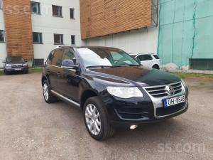 Черный Фольксваген Туарег 2008 в Даугавпилс, объемом двигателя 3.00 л и пробегом 0 тыс. км за 8950 €, фото 4 на AUTOMOTO.COM.LV
