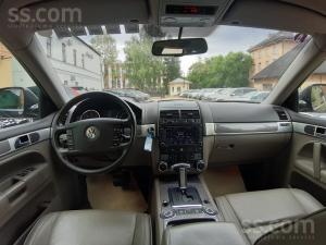 Черный Фольксваген Туарег 2008 в Даугавпилс, объемом двигателя 3.00 л и пробегом 0 тыс. км за 8950 €, фото 25 на AUTOMOTO.COM.LV