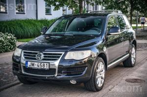 Black Volkswagen Touareg 2008 in Riga, with an engine capacity of 3.00 L and mileage of 346 thousand km for 1990 €, photo  on AUTOMOTO.COM.LV