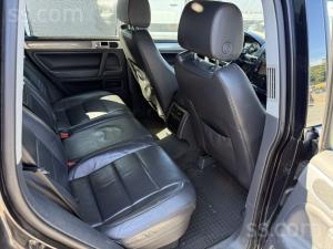 Melns Volkswagen Touareg 2008 Rīga, ar dzinēja tilpumu 3.00 L un nobraukumu 310 tūkst. km par 6990 €, foto 8 vietnē AUTOMOTO.COM.LV
