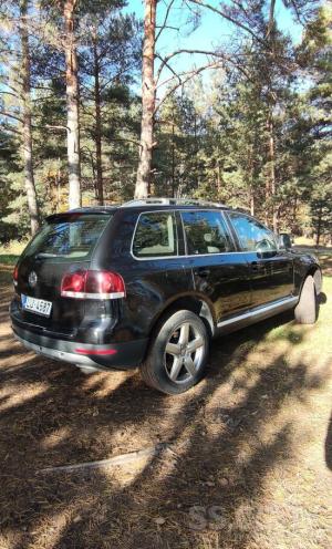 Black Volkswagen Touareg 2008 in Jekabpils, with an engine capacity of 3.00 L and mileage of 258 thousand km for 5550 €, photo 19 on AUTOMOTO.COM.LV