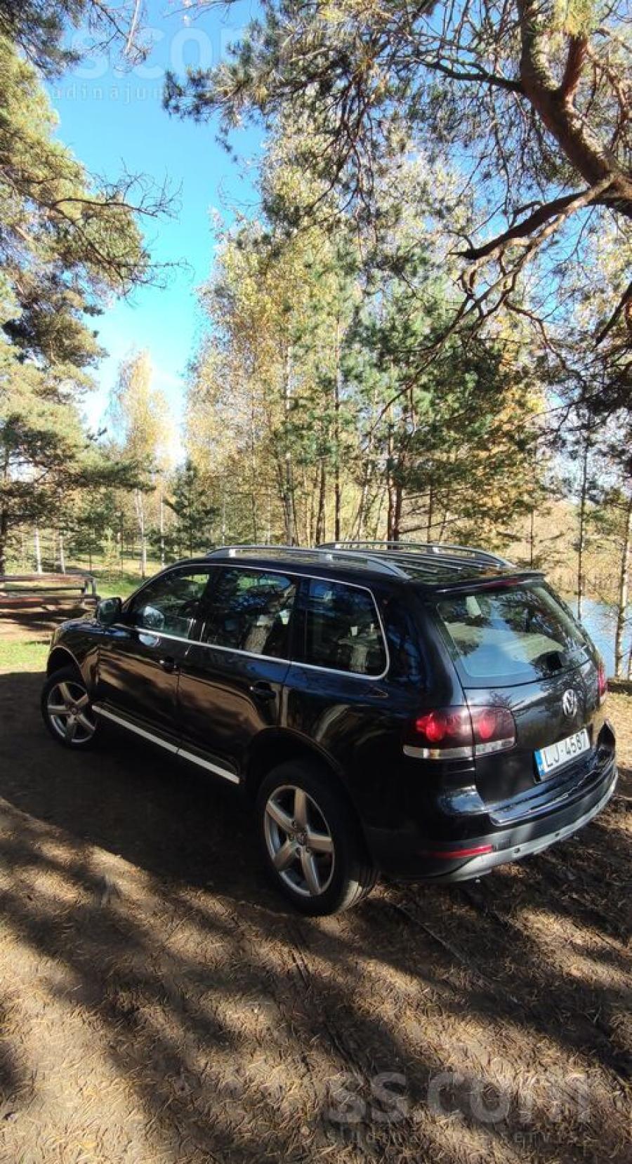 Black Volkswagen Touareg 2008 in Jekabpils, with an engine capacity of 3.00 L and mileage of 258 thousand km for 5550 €, photo 20 on AUTOMOTO.COM.LV