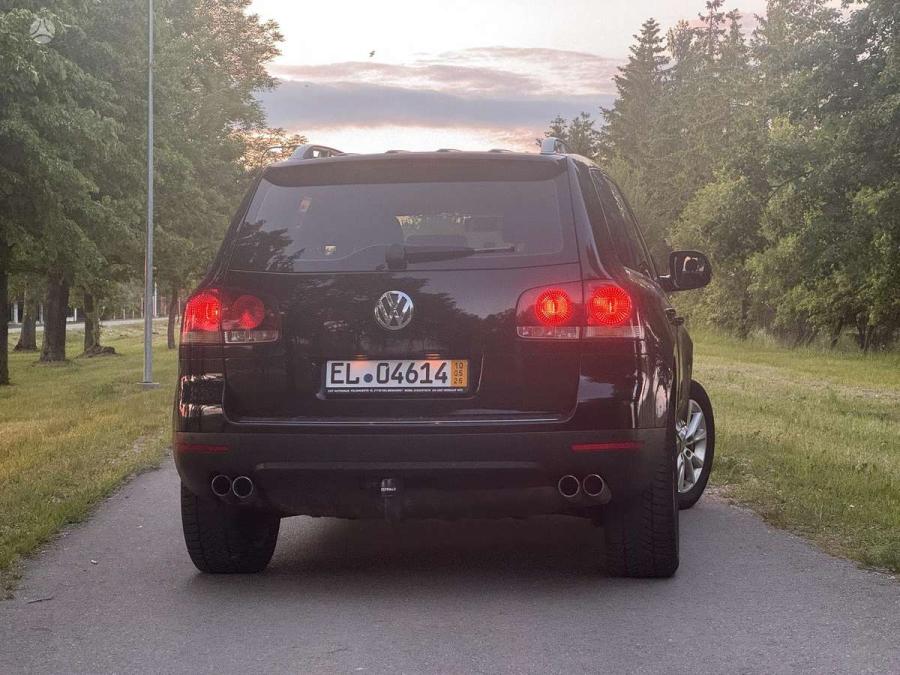 Melns Volkswagen Touareg 2008 Kauņa, ar dzinēja tilpumu 2.97 L un nobraukumu 329 tūkst. km par 5650 €, foto 6 vietnē AUTOMOTO.COM.LV