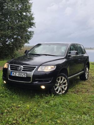 Black Volkswagen Touareg 2008 in Rezekne, with an engine capacity of 3.00 L and mileage of 345 thousand km for 3850 €, photo  on AUTOMOTO.COM.LV