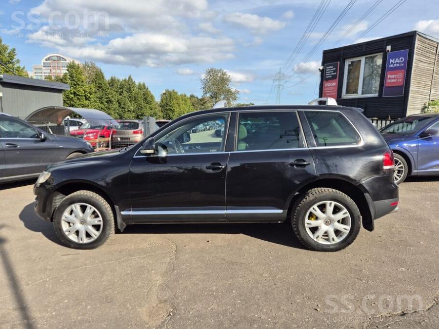 Melns Volkswagen Touareg 2008 Rīga, ar dzinēja tilpumu 3.00 L un nobraukumu 295 tūkst. km par 3790 €, foto 10 vietnē AUTOMOTO.COM.LV