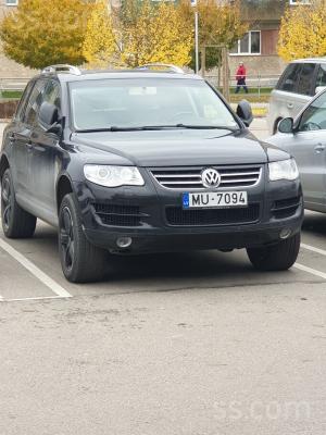 Volkswagen Touareg 2008 Rīga vietnē Melns Volkswagen Touareg 2008 Rīga, ar dzinēja tilpumu 3.00 L un nobraukumu 280 tūkst. km par 4750 €, foto 1 vietnē AUTOMOTO.COM.LV