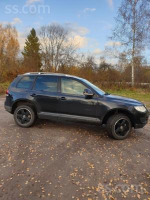 Melns Volkswagen Touareg 2008 Rīga, ar dzinēja tilpumu 3.00 L un nobraukumu 280 tūkst. km par 4750 €, foto 5 vietnē AUTOMOTO.COM.LV