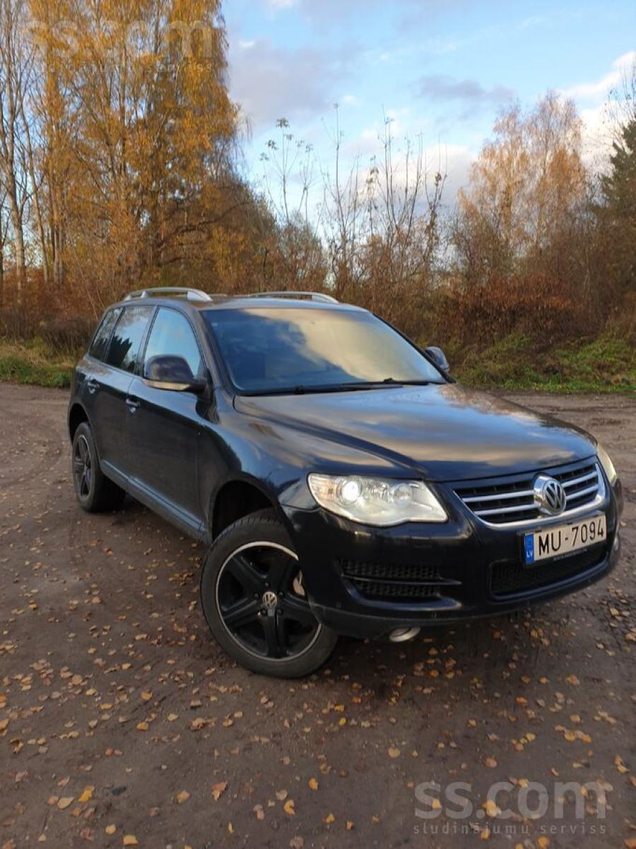 Melns Volkswagen Touareg 2008 Rīga, ar dzinēja tilpumu 3.00 L un nobraukumu 280 tūkst. km par 4750 €, foto 6 vietnē AUTOMOTO.COM.LV