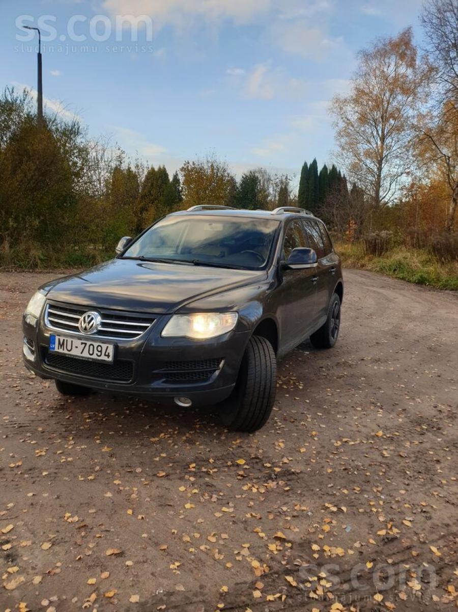 Melns Volkswagen Touareg 2008 Rīga, ar dzinēja tilpumu 3.00 L un nobraukumu 280 tūkst. km par 4750 €, foto 8 vietnē AUTOMOTO.COM.LV