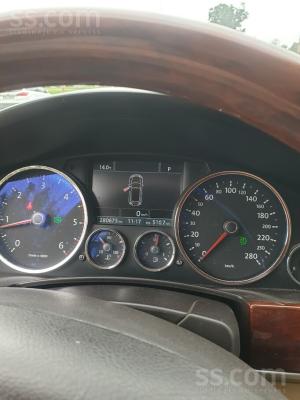 Melns Volkswagen Touareg 2008 Rīga, ar dzinēja tilpumu 3.00 L un nobraukumu 280 tūkst. km par 4750 €, foto 10 vietnē AUTOMOTO.COM.LV