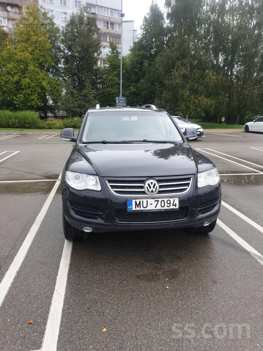 Melns Volkswagen Touareg 2008 Rīga, ar dzinēja tilpumu 3.00 L un nobraukumu 280 tūkst. km par 4750 €, foto 11 vietnē AUTOMOTO.COM.LV