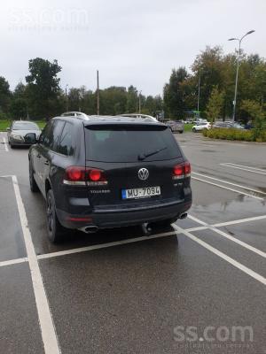 Melns Volkswagen Touareg 2008 Rīga, ar dzinēja tilpumu 3.00 L un nobraukumu 280 tūkst. km par 4750 €, foto 13 vietnē AUTOMOTO.COM.LV