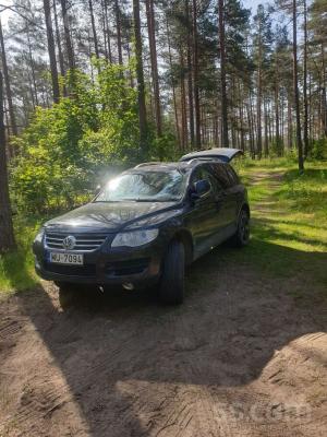 Melns Volkswagen Touareg 2008 Rīga, ar dzinēja tilpumu 3.00 L un nobraukumu 280 tūkst. km par 4750 €, foto 18 vietnē AUTOMOTO.COM.LV