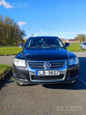 Black Volkswagen Touareg 2009 in Riga, with an engine capacity of 3.00 L and mileage of 266 thousand km for 5500 €, photo  on AUTOMOTO.COM.LV
